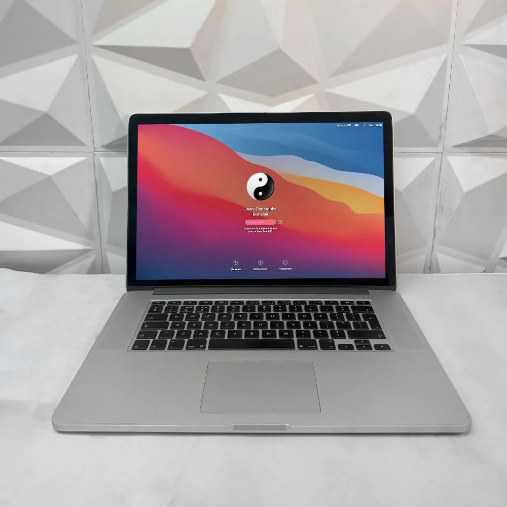 Macbook Pro 15 inch mid 2014 15.4-inch (2880x1800), 2.5 QHZ Intel Core ...